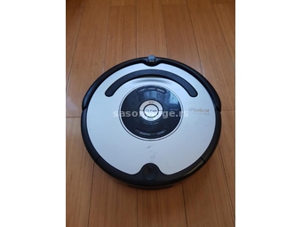 iRobot Roomba smart usisivac