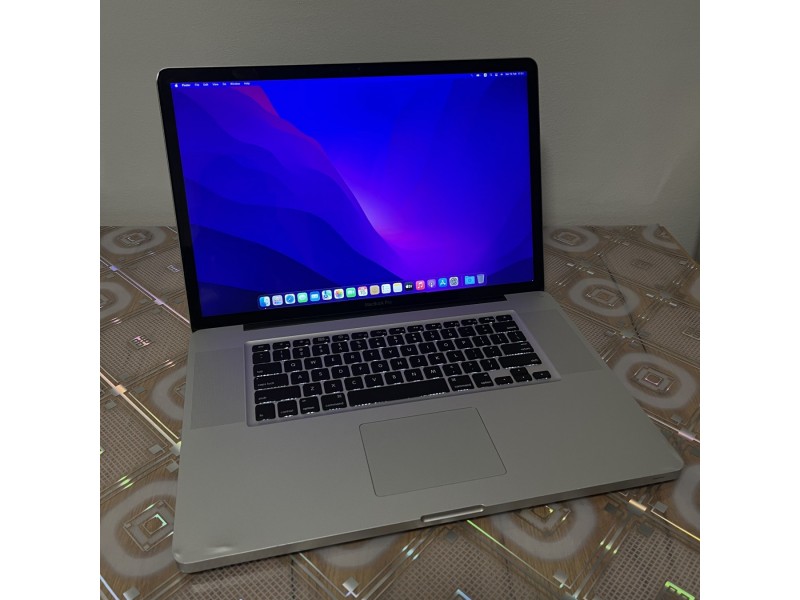 Apple MacBook Pro 17 inca - i7/16GB/500GB/A1297