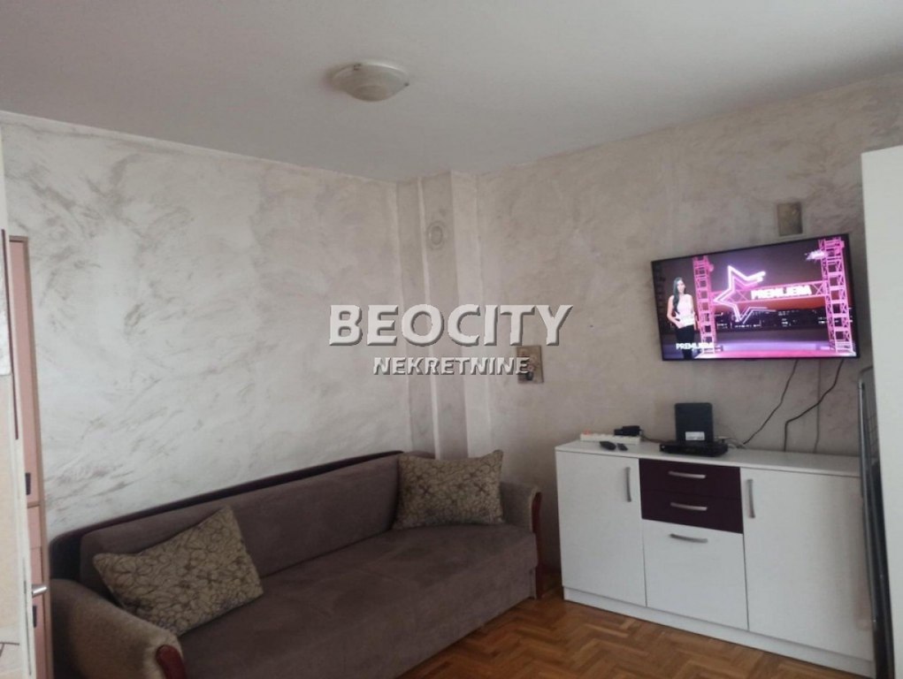 Novi Sad, Železnička Stanica, Paje Marković Adamova, 0. 5, 24m2, 280EUR