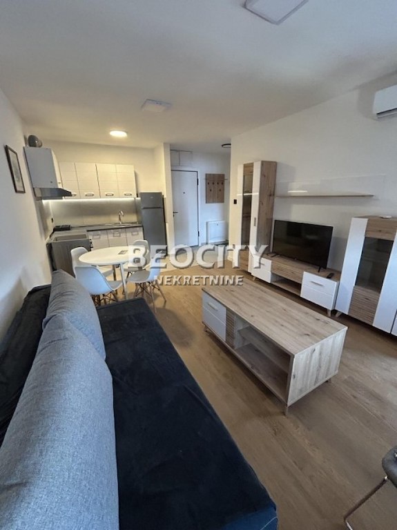 Novi Sad, Telep, Heroja Pinkija, 2. 0, 45m2, 450EUR