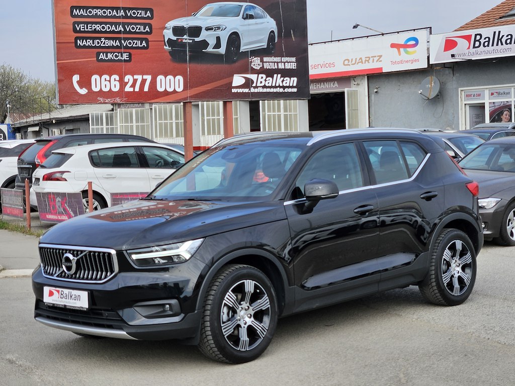 VOLVO XC40 2.0 D