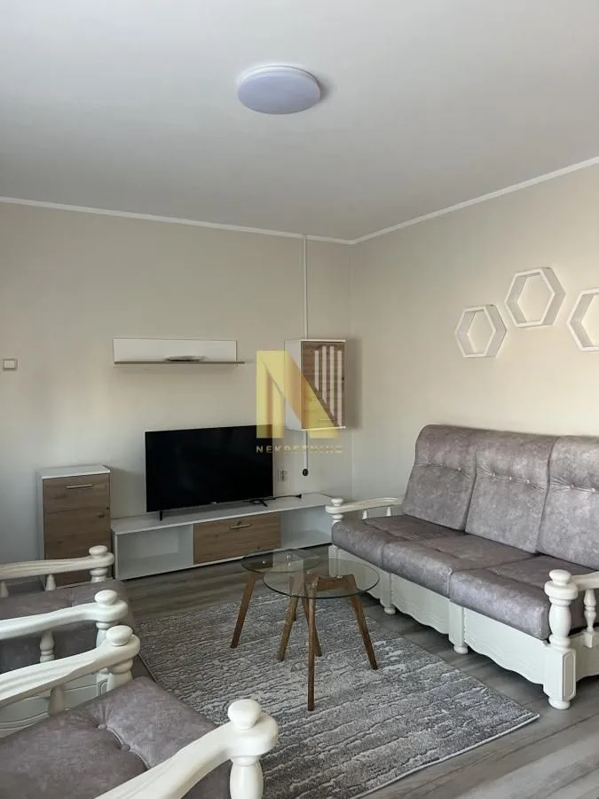 Izdavanje, trosoban stan, 80m2, Blok Vila, Petrovaradin, Novi Sad