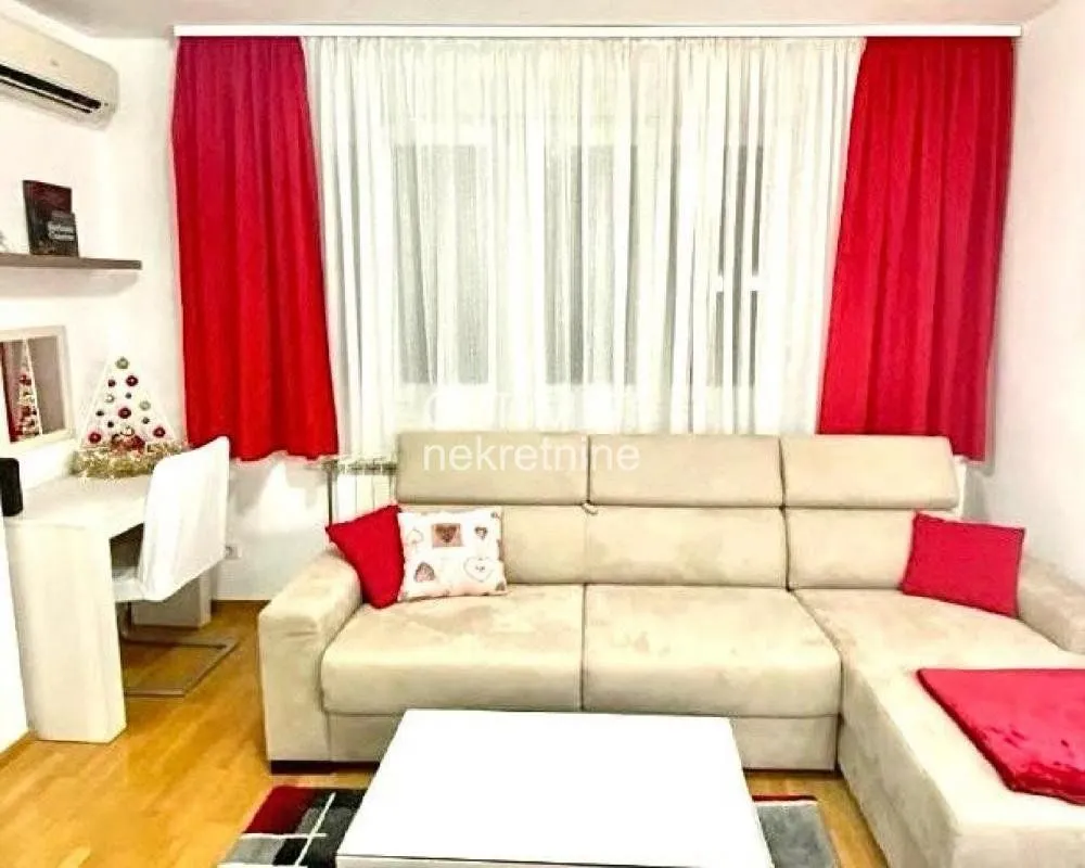 Izdavanje, jednosoban stan, 32m2, Centar, Beograd