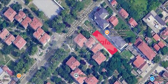 Plac Borca Centar 3 Ratnih Vojnih Invalida TOP !