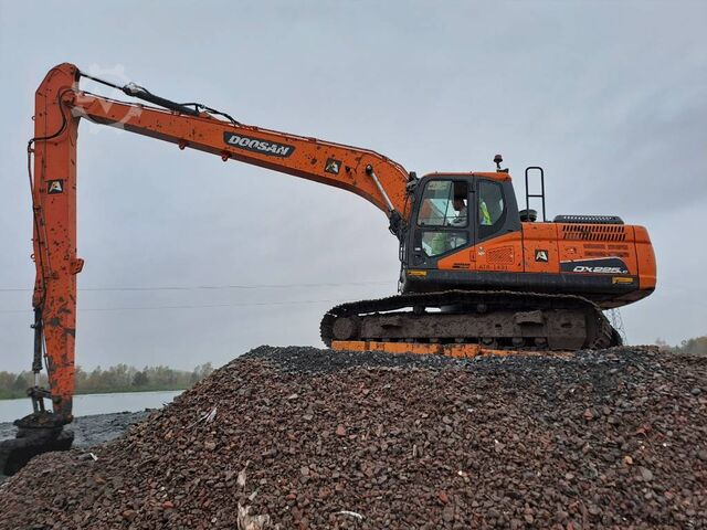 Teleskopski bageri
Doosan DX225LC-5 LR (Long-Reach15.5m)