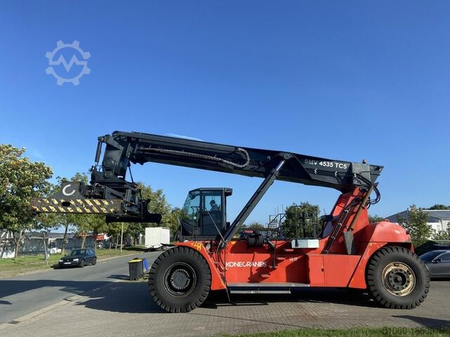 Full Container Reachstacker
SMV 4535TC5