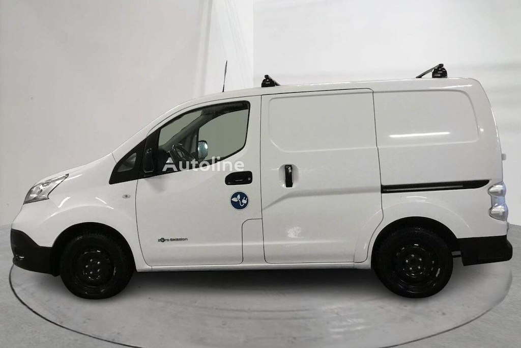 Prodaje se Nissan NV200 minibus furgon na aukciji