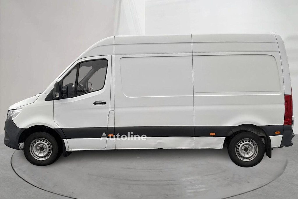 Prodaje se Mercedes-Benz Sprinter minibus furgon na aukciji