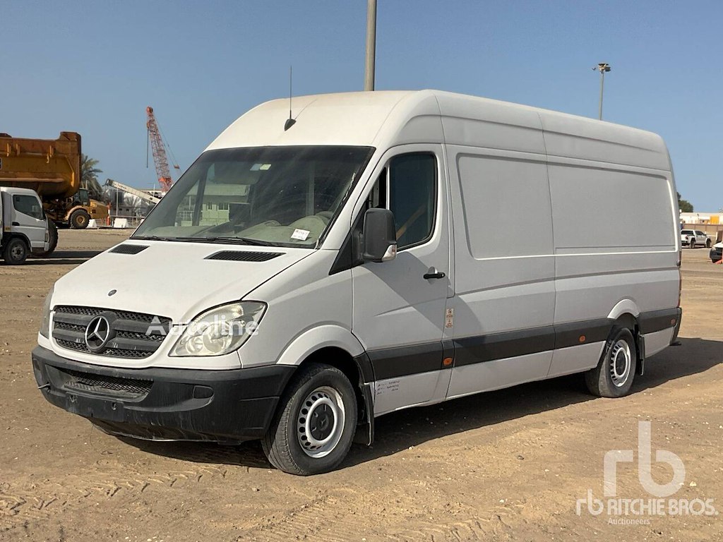 Prodaje se Mercedes-Benz SPRINTER 311CDI 4x2 minibus furgon na aukciji