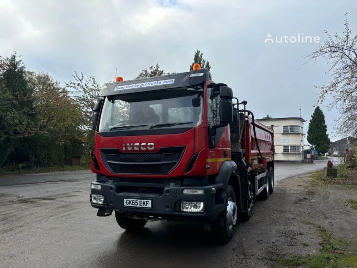 IVECO Trakker EKF kiper