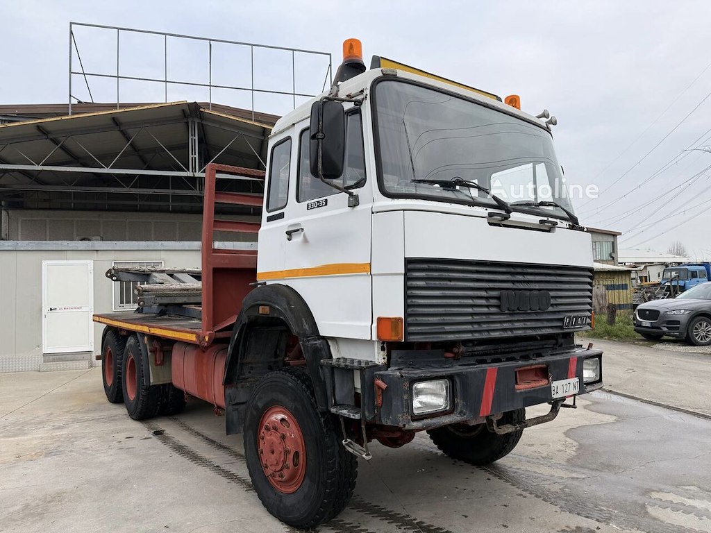 IVECO 330 35 kiper