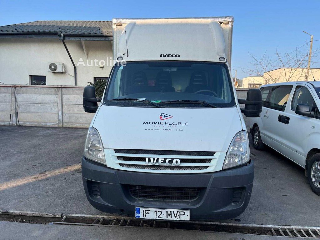 Prodaje se IVECO Van kamion furgon < 3.5t na aukciji