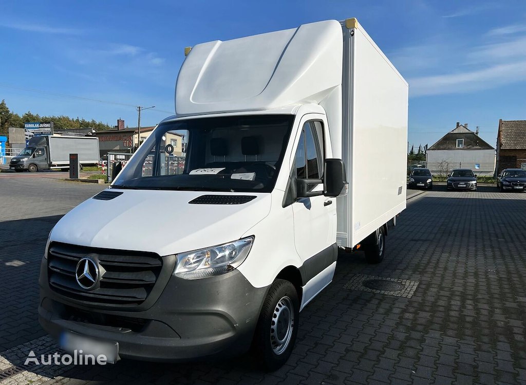 Mercedes-Benz Sprinter 314 CDI Container with 8 pallets. One owner. Excellent kamion furgon < 3.5t