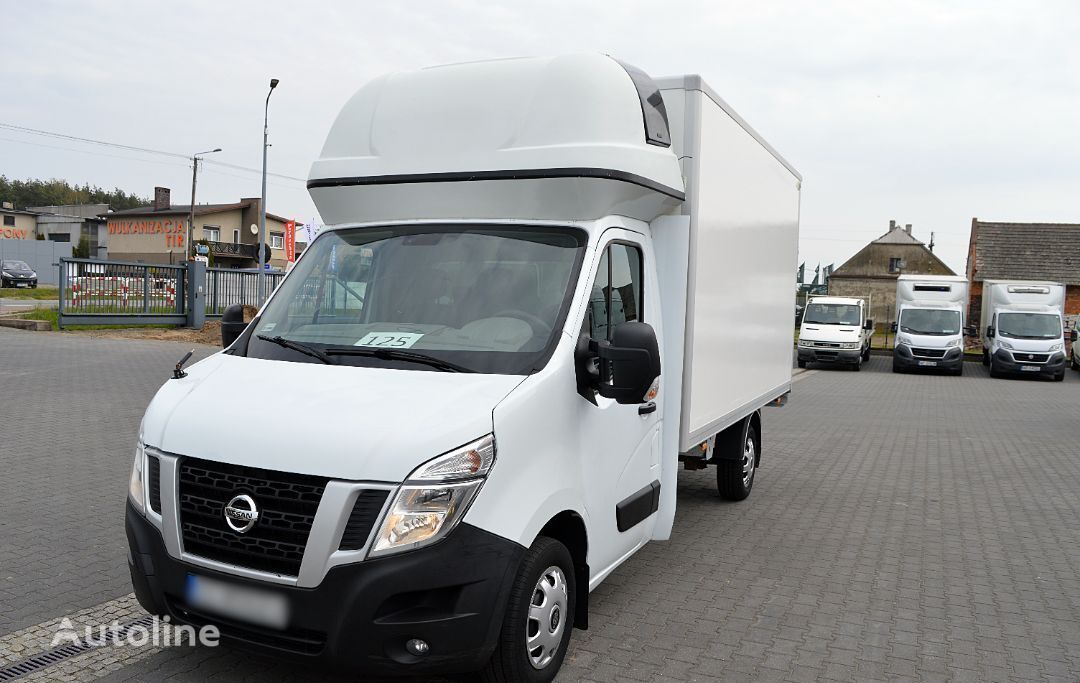 Nissan NV400 Container, Hen House, Registered kamion furgon < 3.5t