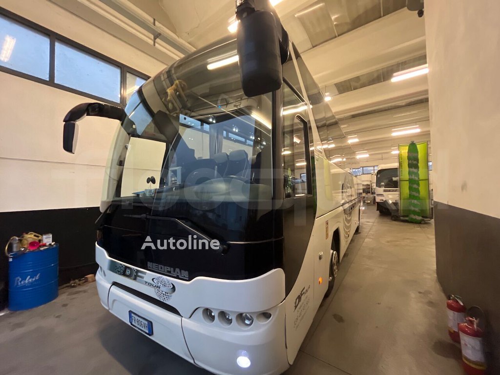 Prodaje se Neoplan Tourliner turistički autobus na aukciji