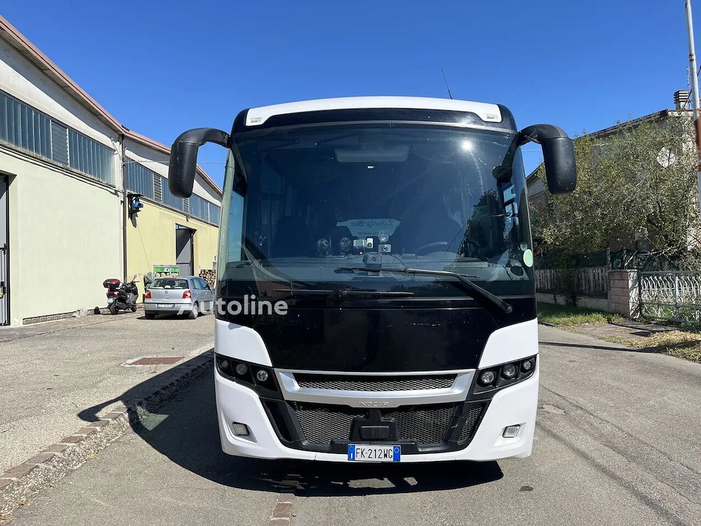 Prodaje se IVECO Indcar prigradski autobus na aukciji