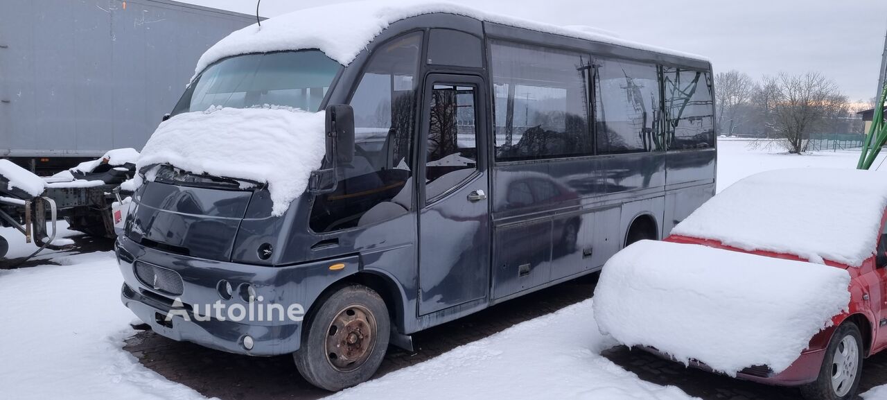 Mercedes-Benz 0815 prigradski autobus