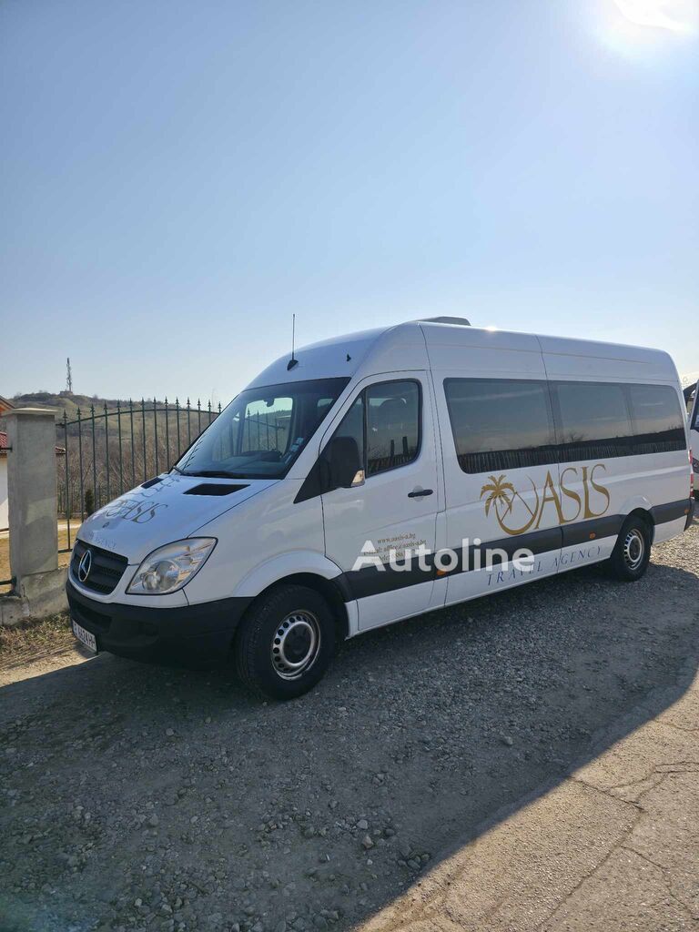 Mercedes-Benz Sprinter putnički minibus