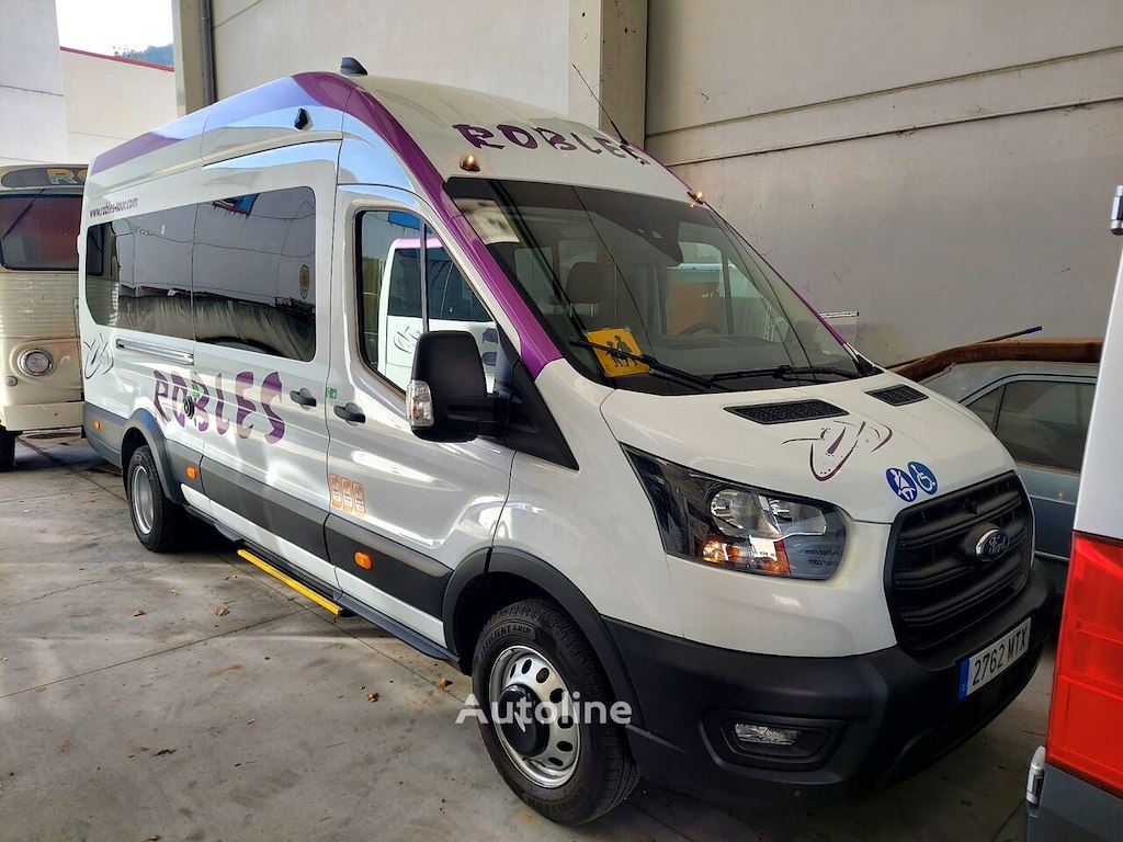 Ford Transit putnički minibus