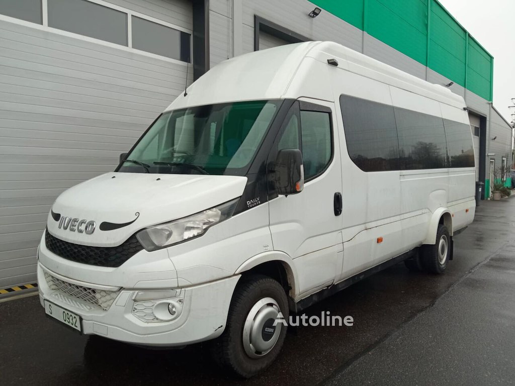 IVECO Tourer putnički minibus