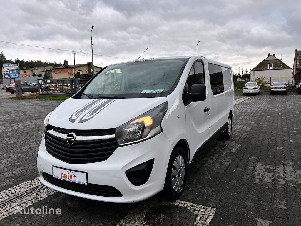 Opel Vivaro Doka 6-sits kombi minibus