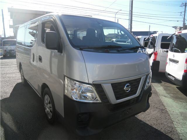 Nissan NV350 CARAVAN kombi minibus