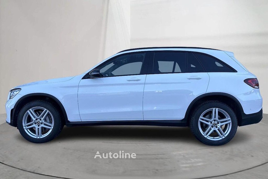 Prodaje se Mercedes-Benz GLC krosover na aukciji