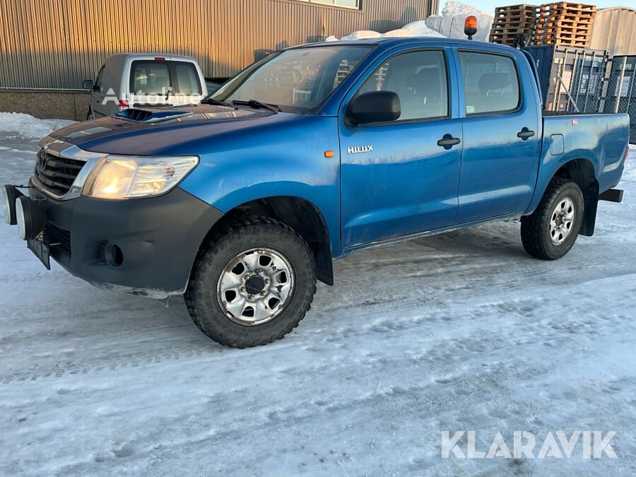 Prodaje se Toyota Hilux pikap na aukciji