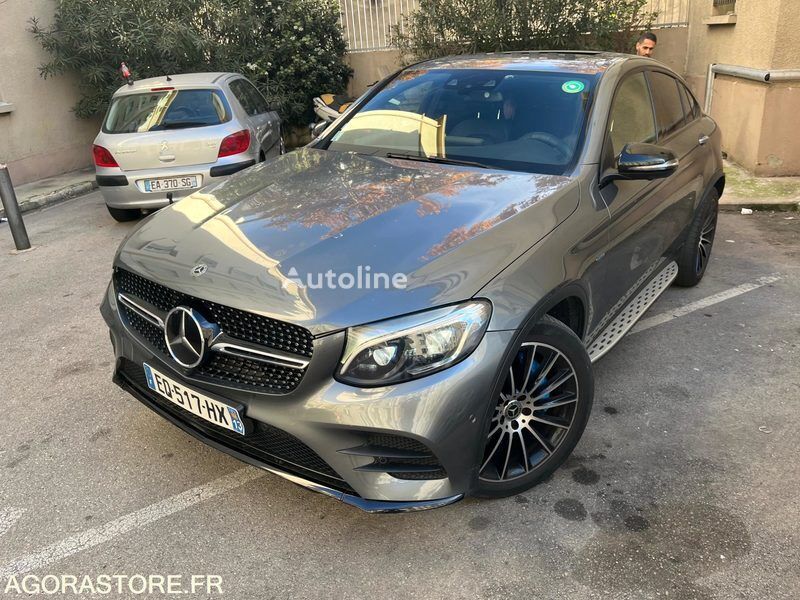 Prodaje se Mercedes-Benz GLC krosover na aukciji