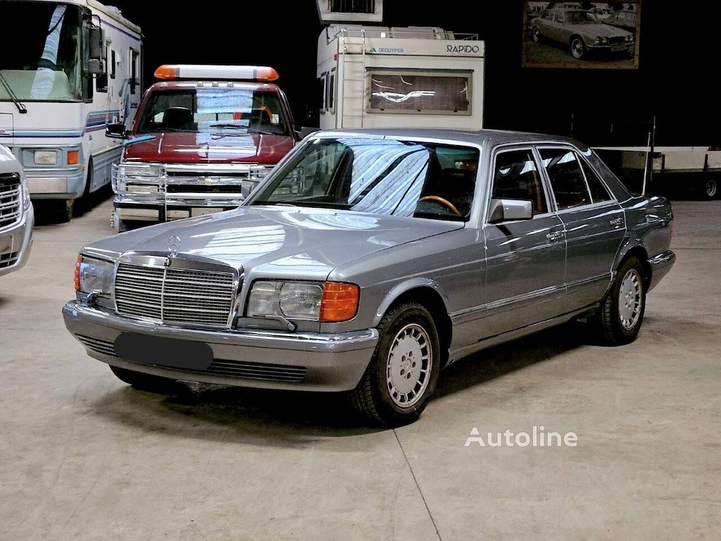 Prodaje se Mercedes-Benz 300 SE sedan na aukciji