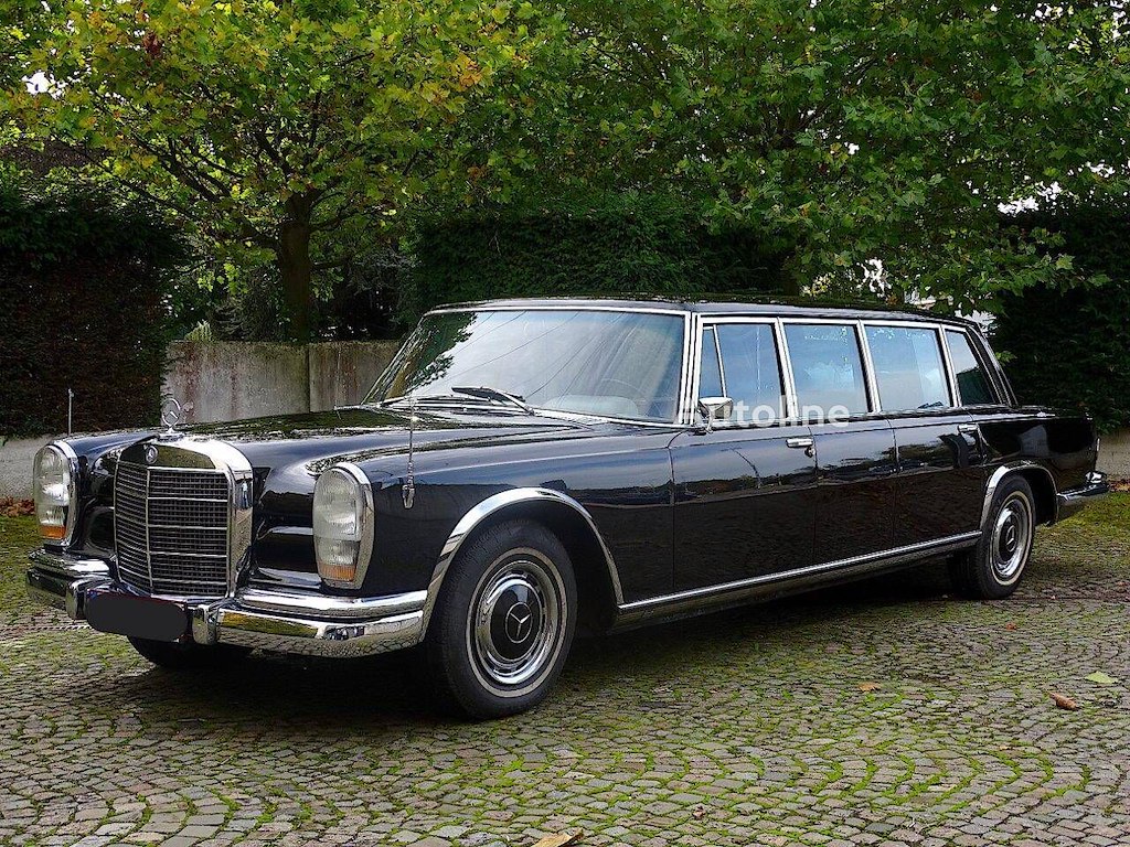 Prodaje se Mercedes-Benz 600 Pullman sedan na aukciji