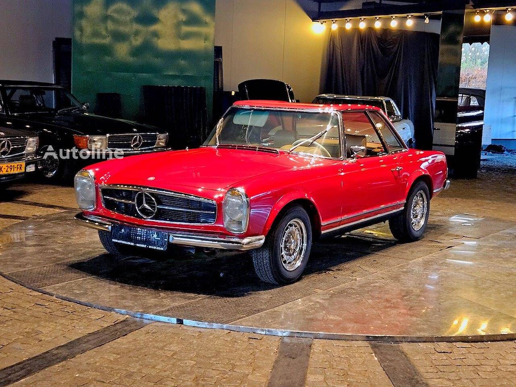 Prodaje se Mercedes-Benz 250 SL 'Pagode' sedan na aukciji