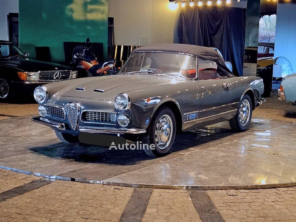 Prodaje se Alfa Romeo 2000 Spider sedan na aukciji