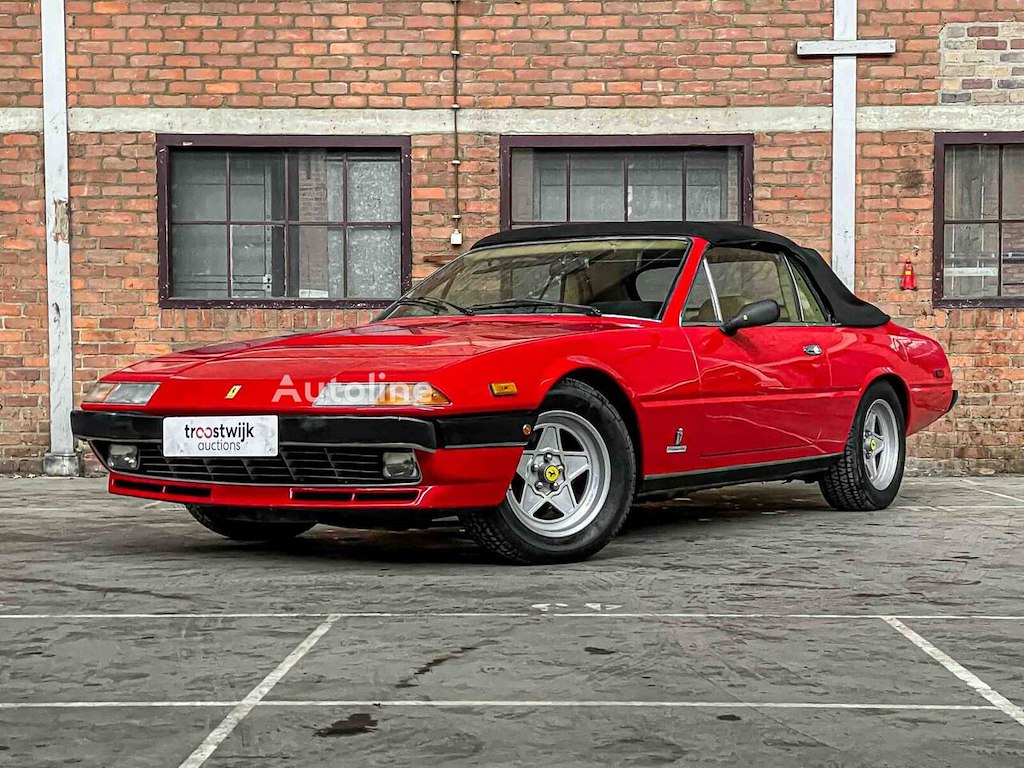 Prodaje se Ferrari 400i kupe na aukciji