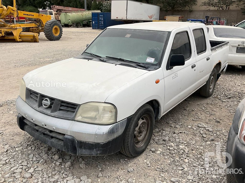 Prodaje se Nissan 2400 4x2 Crew Cab pikap na aukciji