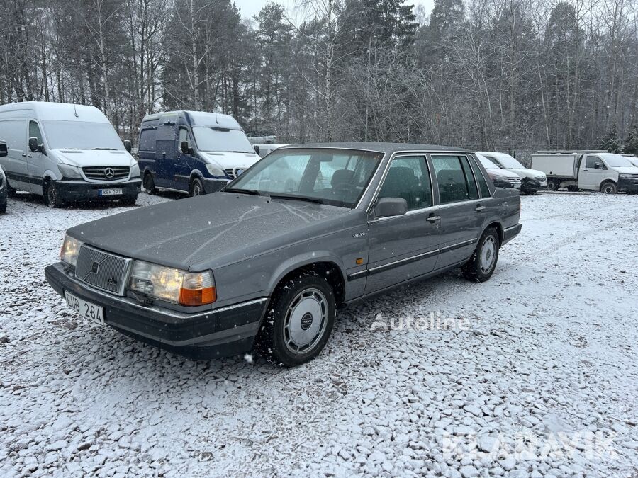 Prodaje se Volvo 760 GLE hečbek na aukciji