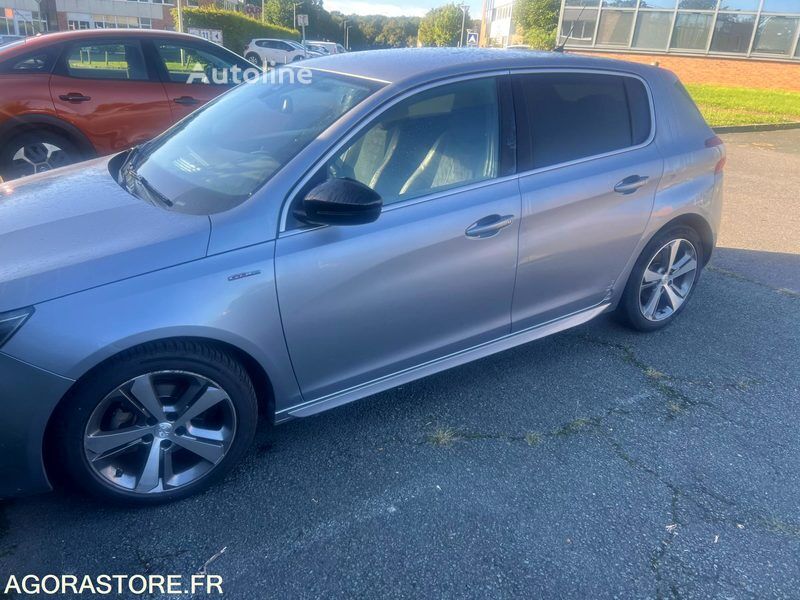 Prodaje se Peugeot 308 hečbek na aukciji