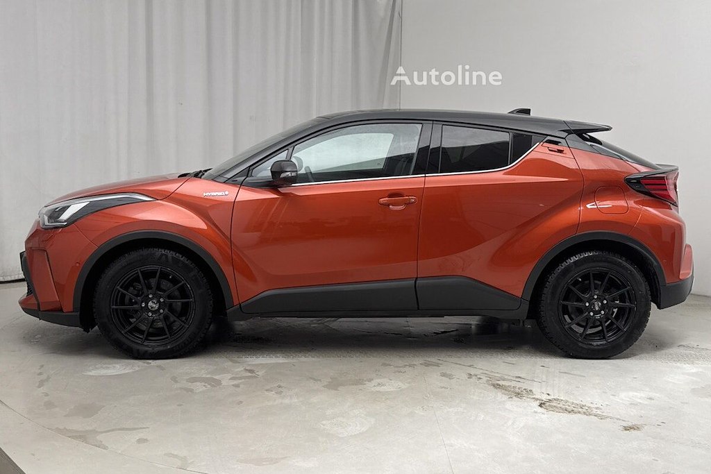 Prodaje se Toyota C-HR krosover na aukciji