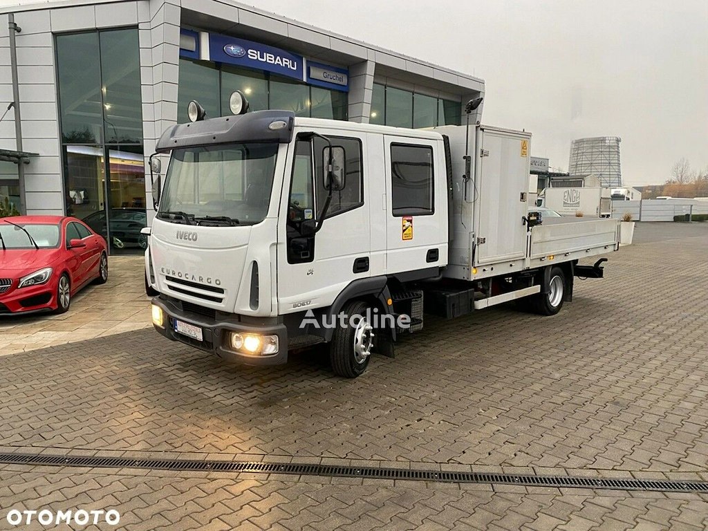 IVECO EuroCargo ML80E17 / DOPPEL KABINE / HDS HMF 700kg / SERVICED kamion s ravnom platformom