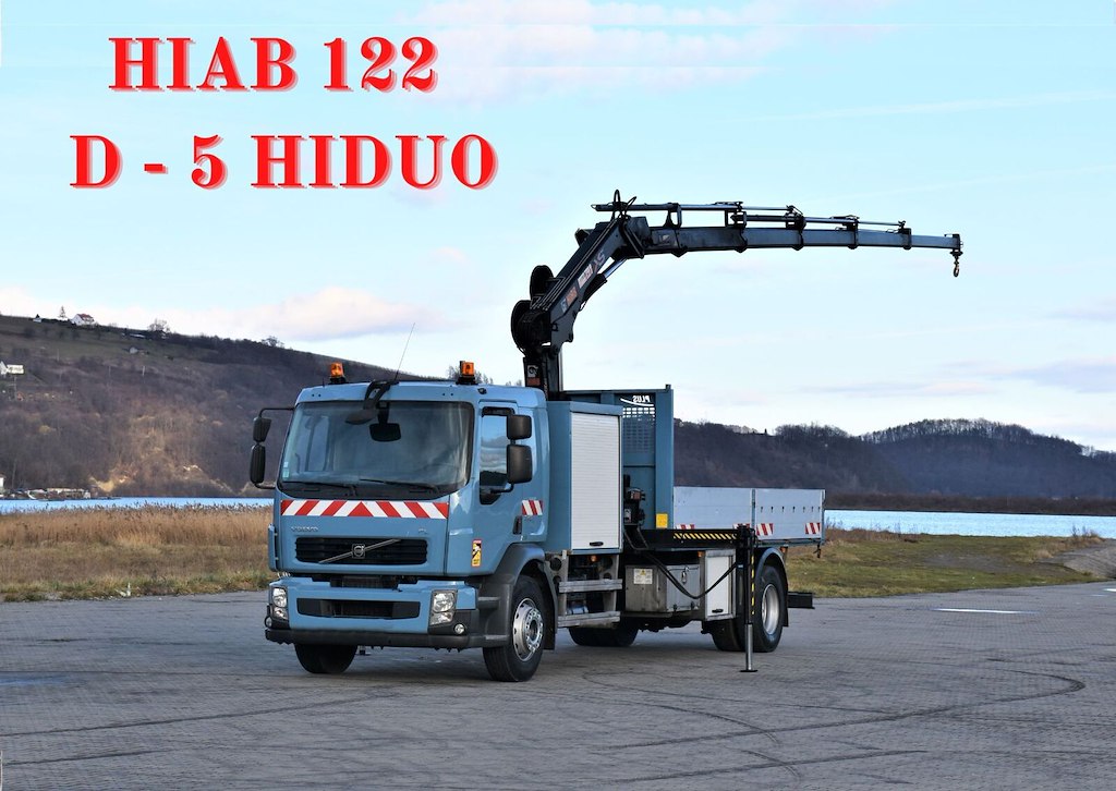 Volvo FL 240 kamion s ravnom platformom