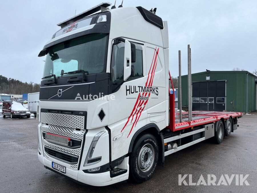 Prodaje se Volvo FH16 kamion s ravnom platformom na aukciji