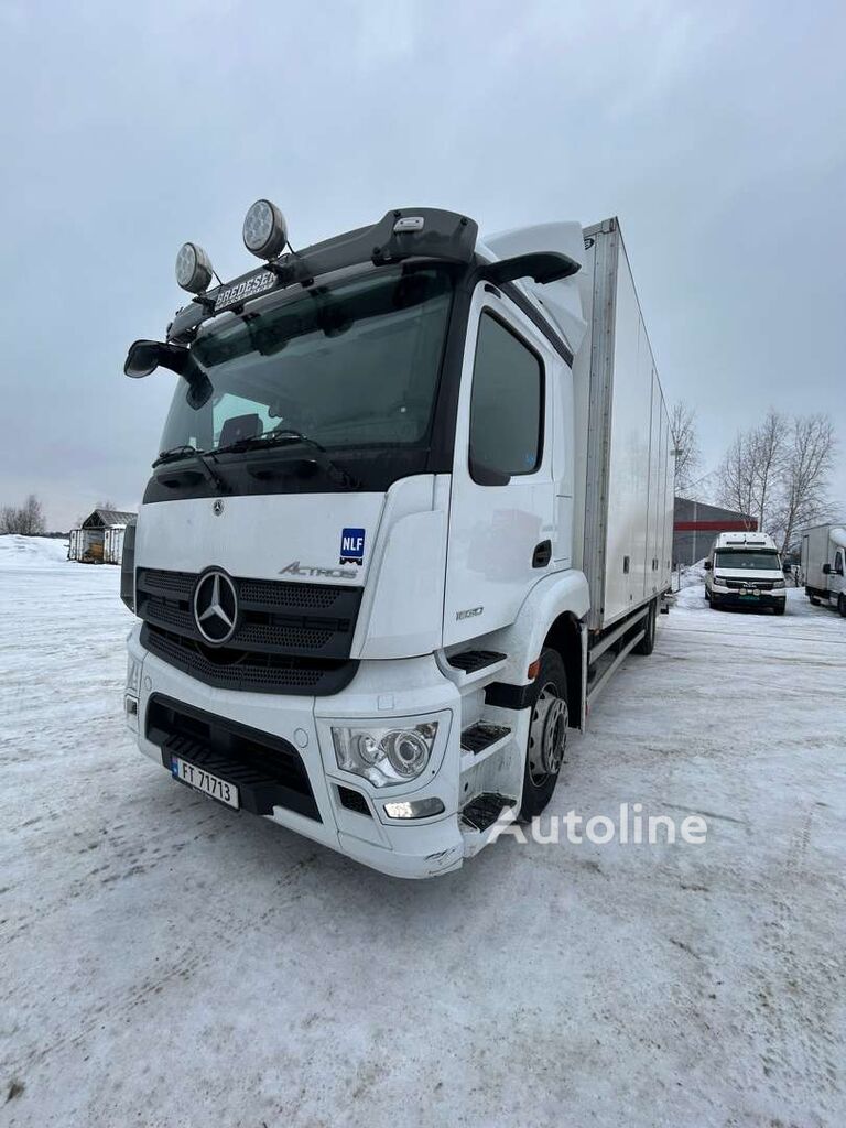 Prodaje se Mercedes-Benz Actros kamion furgon na aukciji