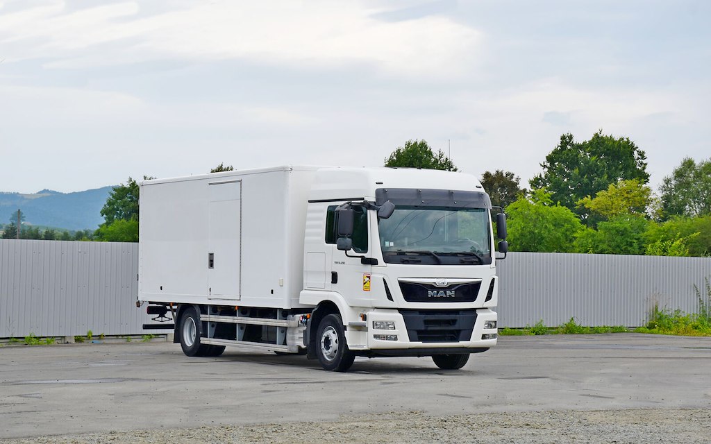 MAN TGM 12.290 kamion furgon