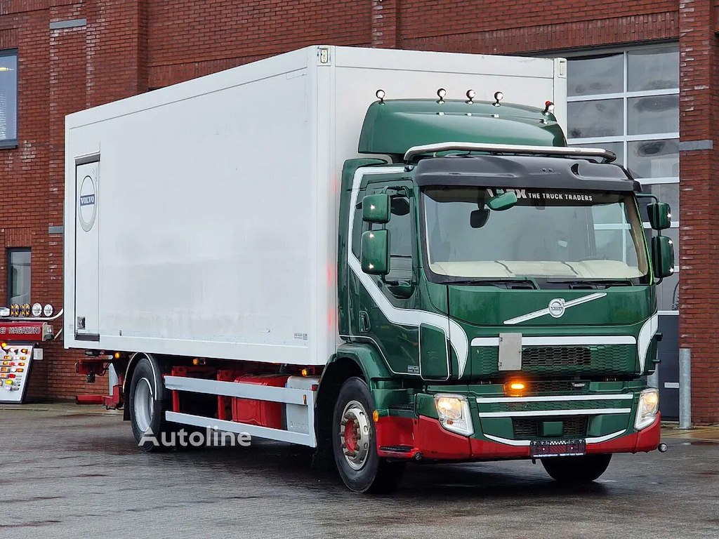 Volvo FE 320 - 4x2 - Box with side doors - Zepro loadlift - Euro 6 - G kamion furgon