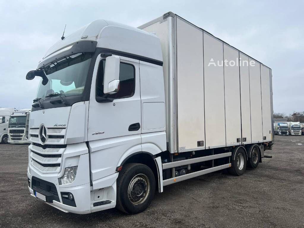 Mercedes-Benz Actros 2553 6x2 serie 4111 Euro 6 kamion furgon