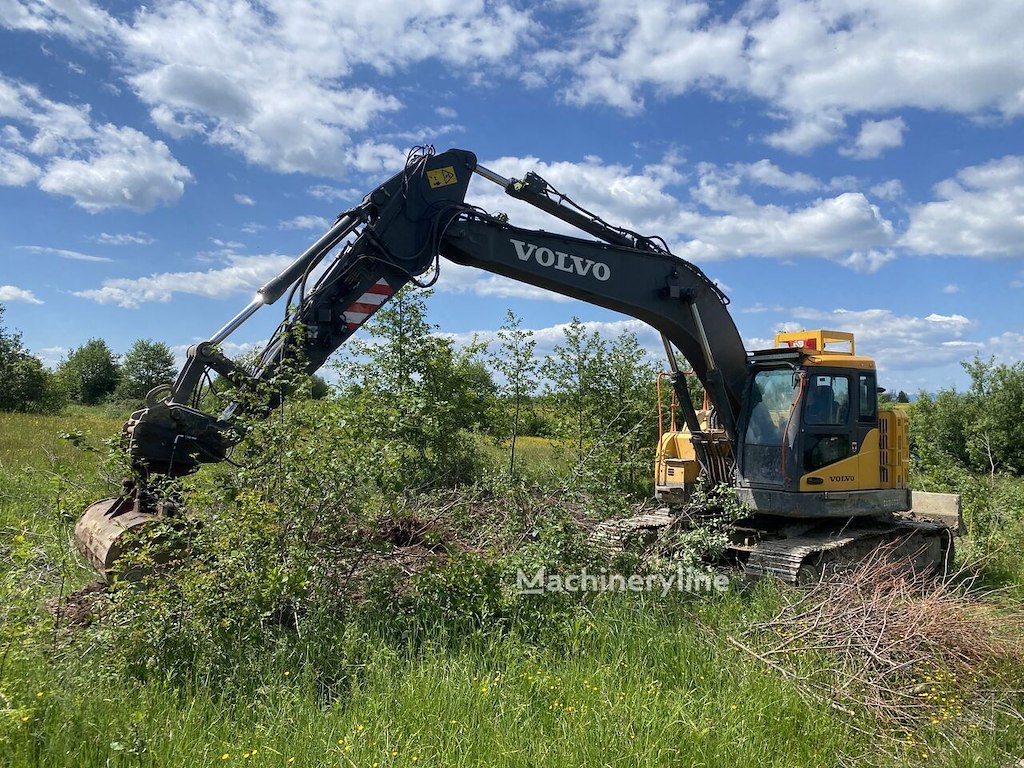 Volvo ECR235 bager guseničar