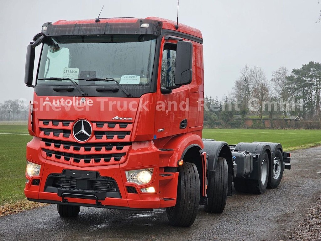 Novi Mercedes-Benz Arocs 3251 Pritsche kamion šasija