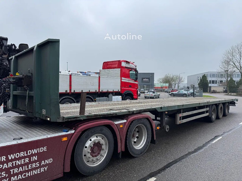 Pacton 3 AXLE BPW + TWISLOCKS poluprikolica sa ravnom platformom