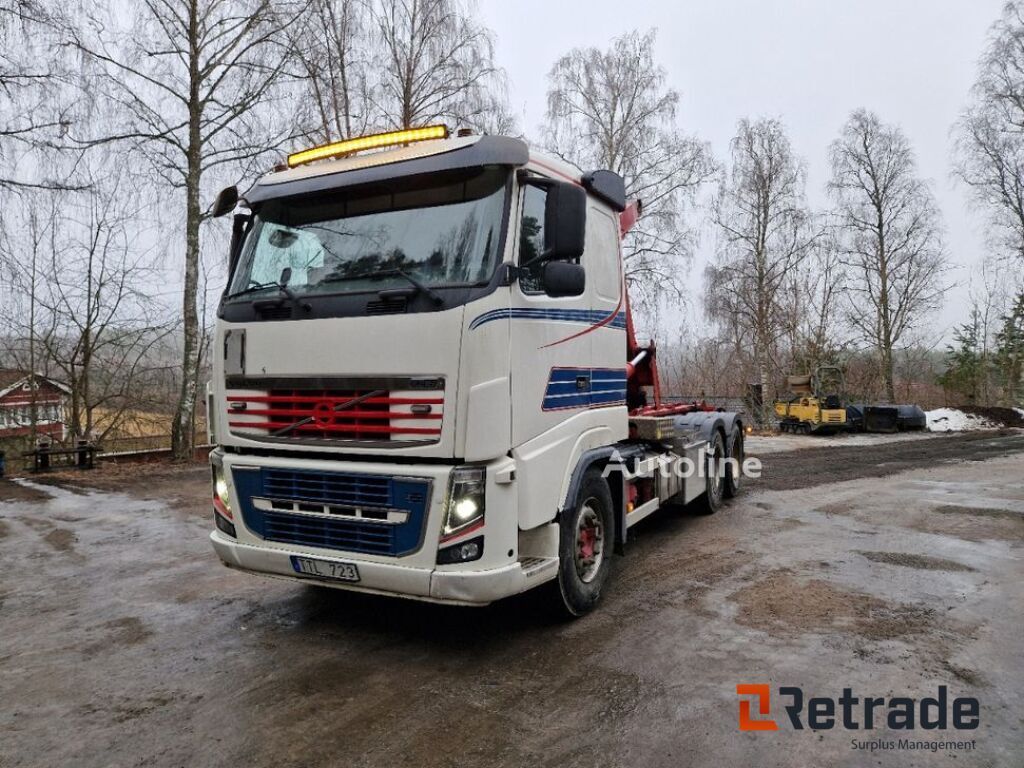 Prodaje se Volvo FH16 rol kiper sa kukom na aukciji