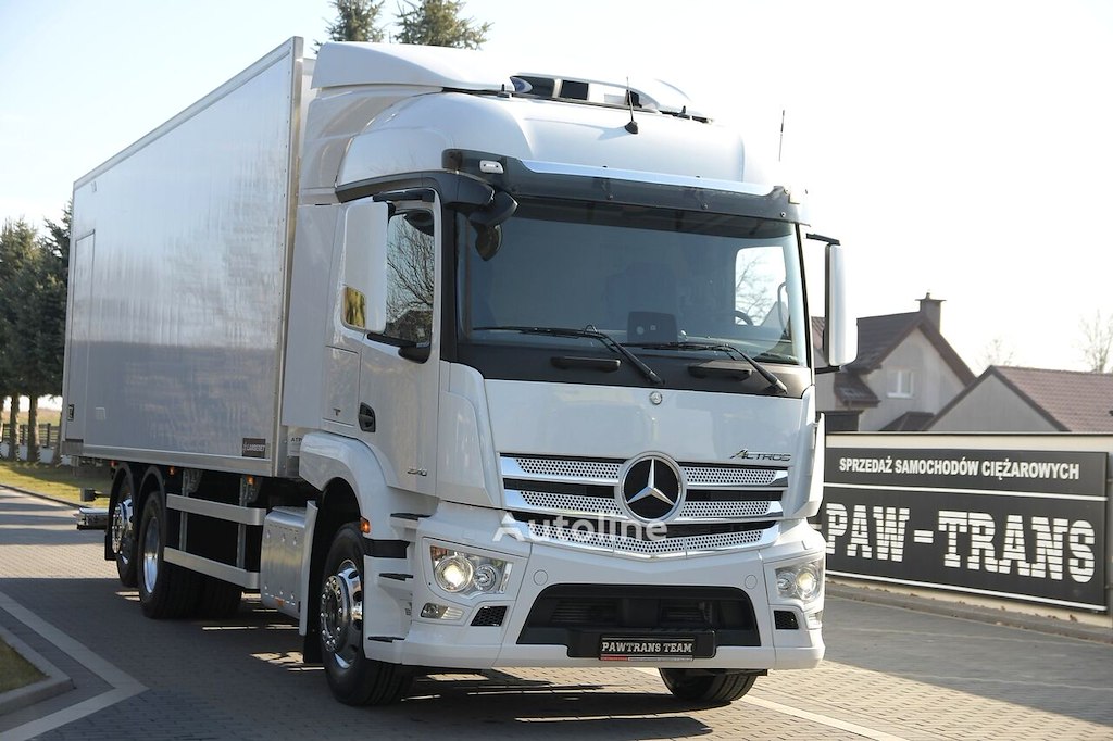 Mercedes-Benz ACTROS 2540 /// CHŁODNIA /// ALUFELGI /// DŁ 8,20 - WINDA /// JA kamion hladnjača